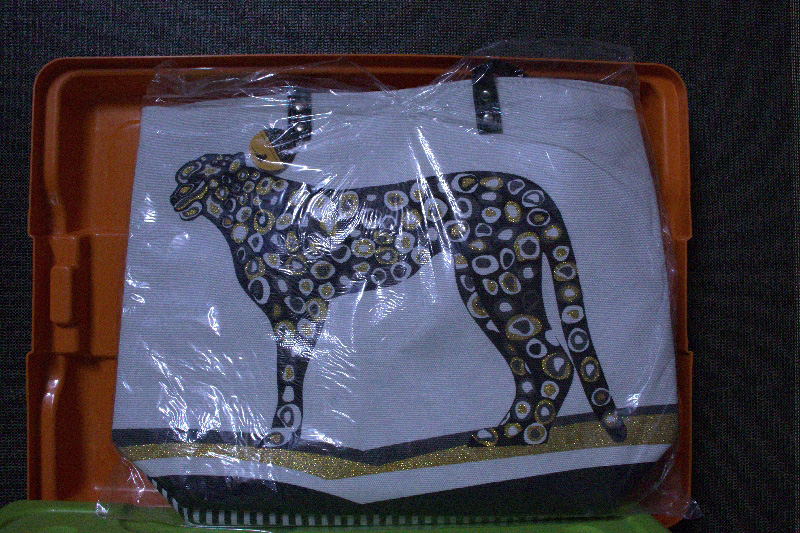 Cheetah Decal Bag – Cheetah Outreach